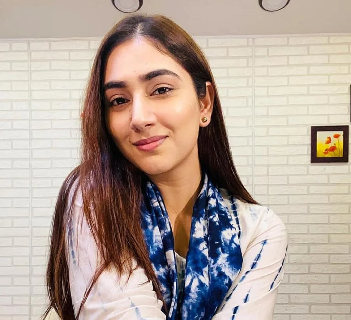 Disha Parmar biography, wiki, age, height, husband, education & more