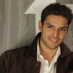 Suresh Bajaj biography, profession, age, date of birth, height, wife & more