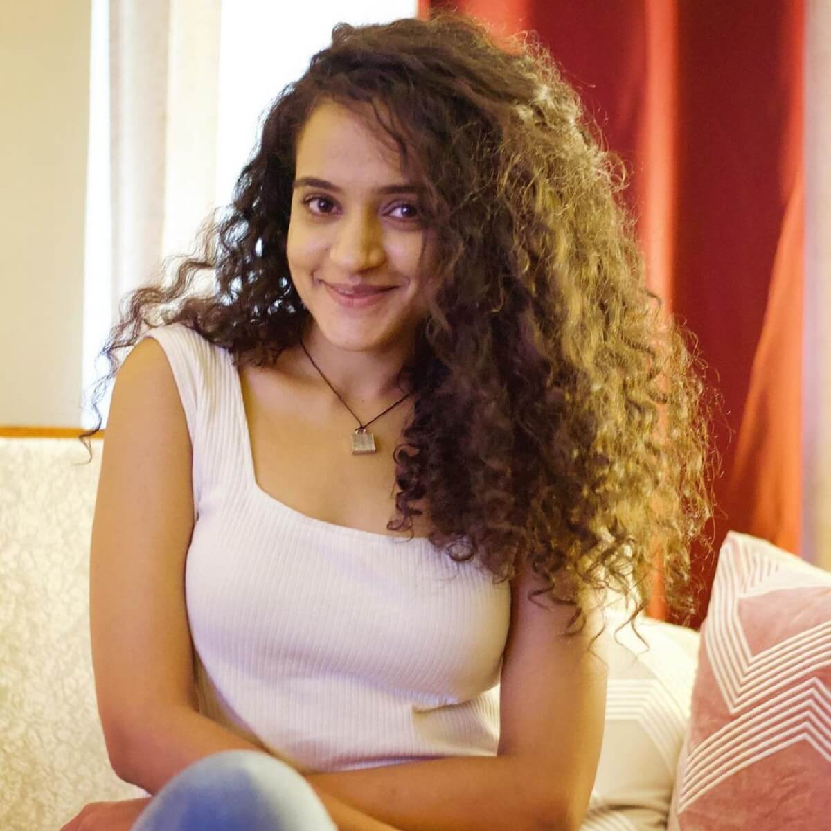 The Night Manager - Full Cast, Crew & Trailer