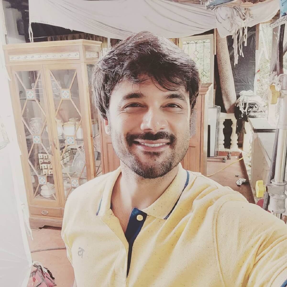 The Night Manager - Full Cast, Crew & Trailer